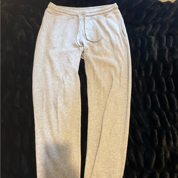 Aritzia | Pants & Jumpsuits | Aritzia Tna Heather Grey Waffle Pants ...